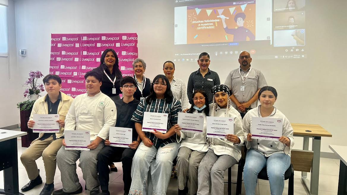 Concluye prácticas profesionales primera generación del sistema de ...