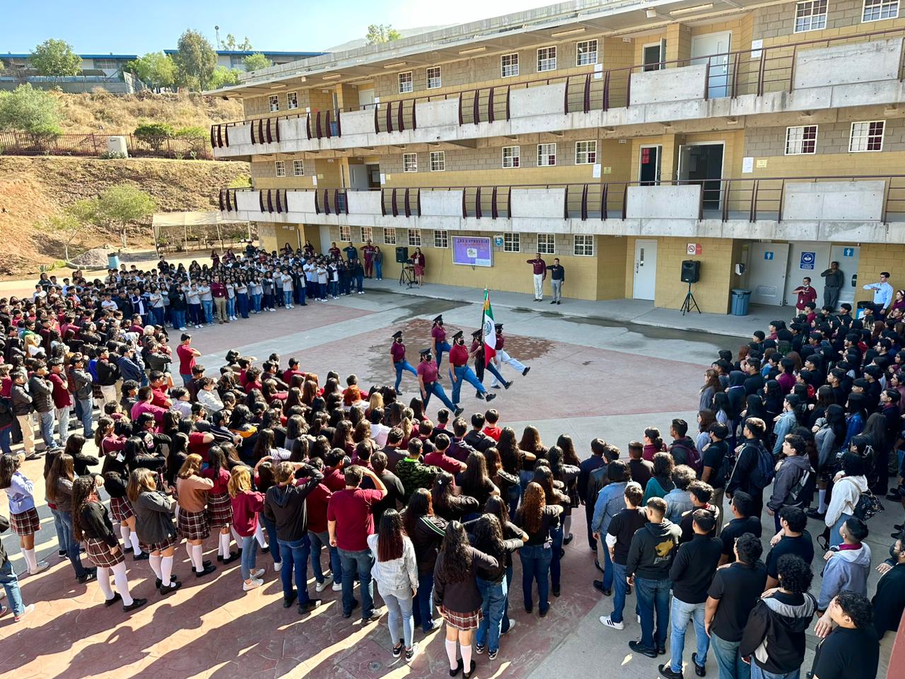 Regresan a clases más de 26 mil estudiantes de CECyTE BC - Uniradio ...