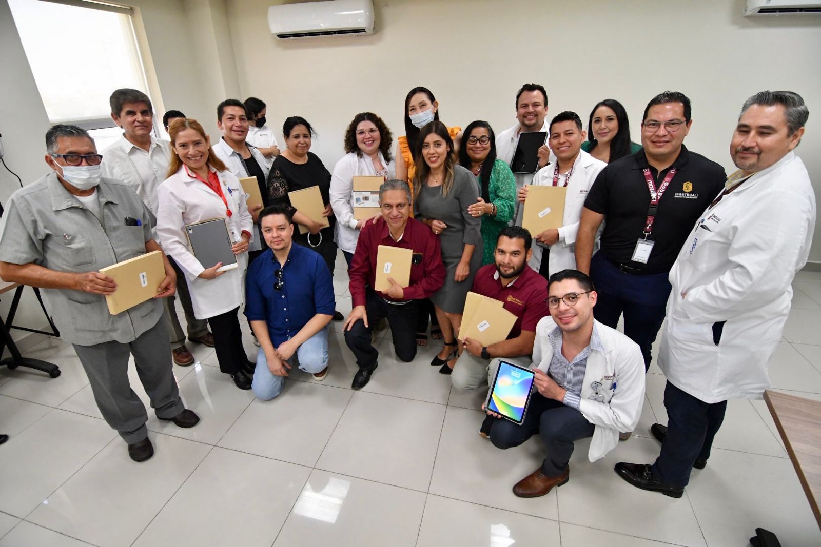 Activa ISSSTECALI herramienta digital "expediente móvil" a beneficio de ...