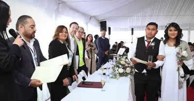 Celebra Ayuntamiento de Tijuana boda colectiva en empresa HP POLY ...