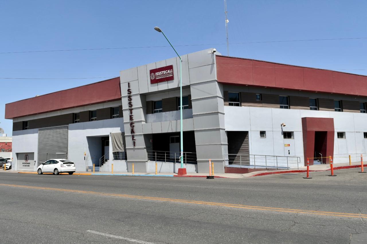 Atenderán ISSSTECALI urgencias médicas en día inhábil - Uniradio ...