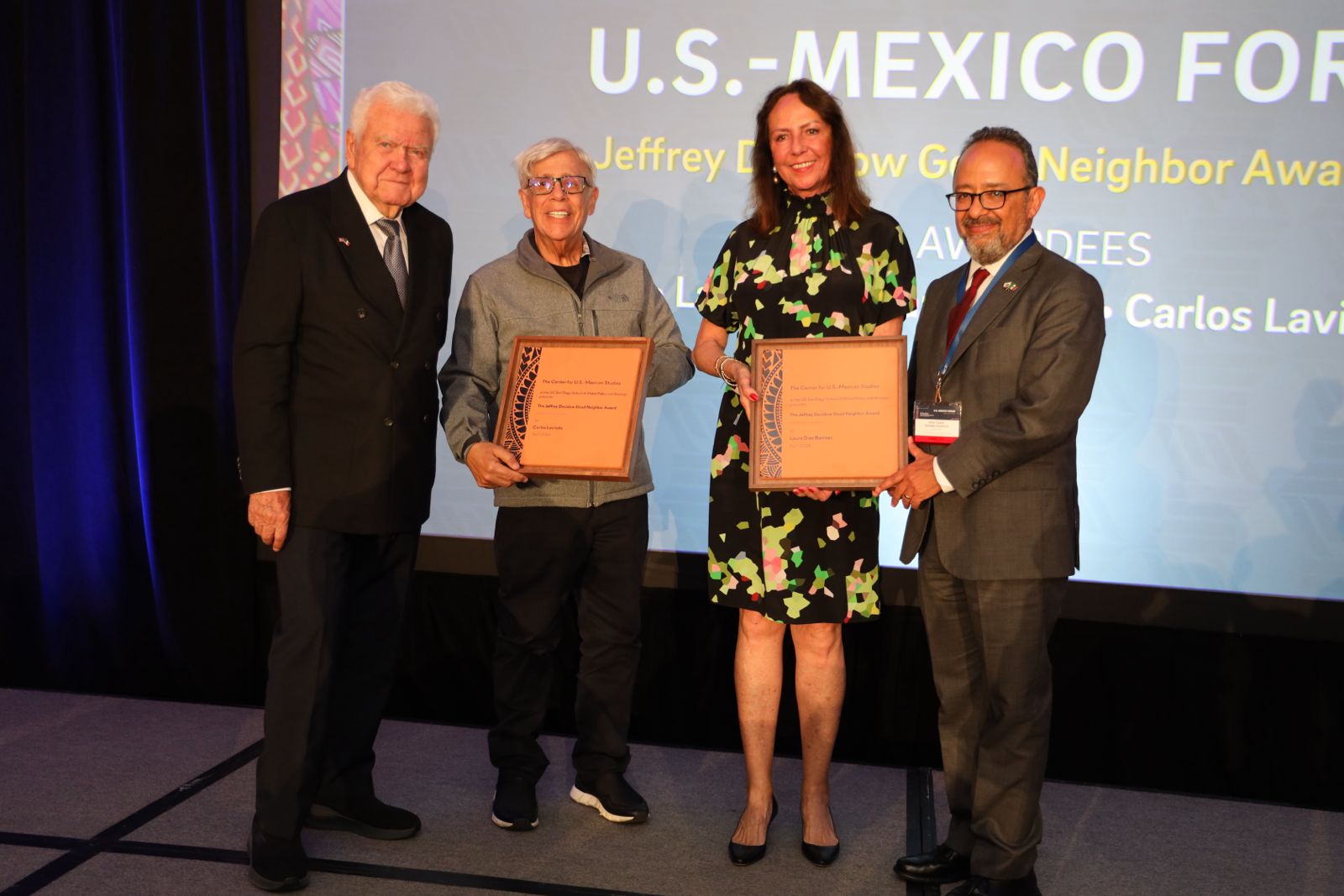 Reconocen a fundadores del CBX con el "Premio Jeffrey Davidow al Buen ...