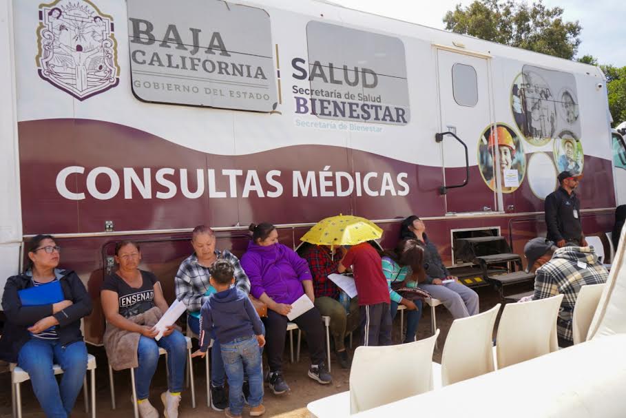 Ofrecen Centros De Salud Móviles Servicios Gratuitos En San Quintín