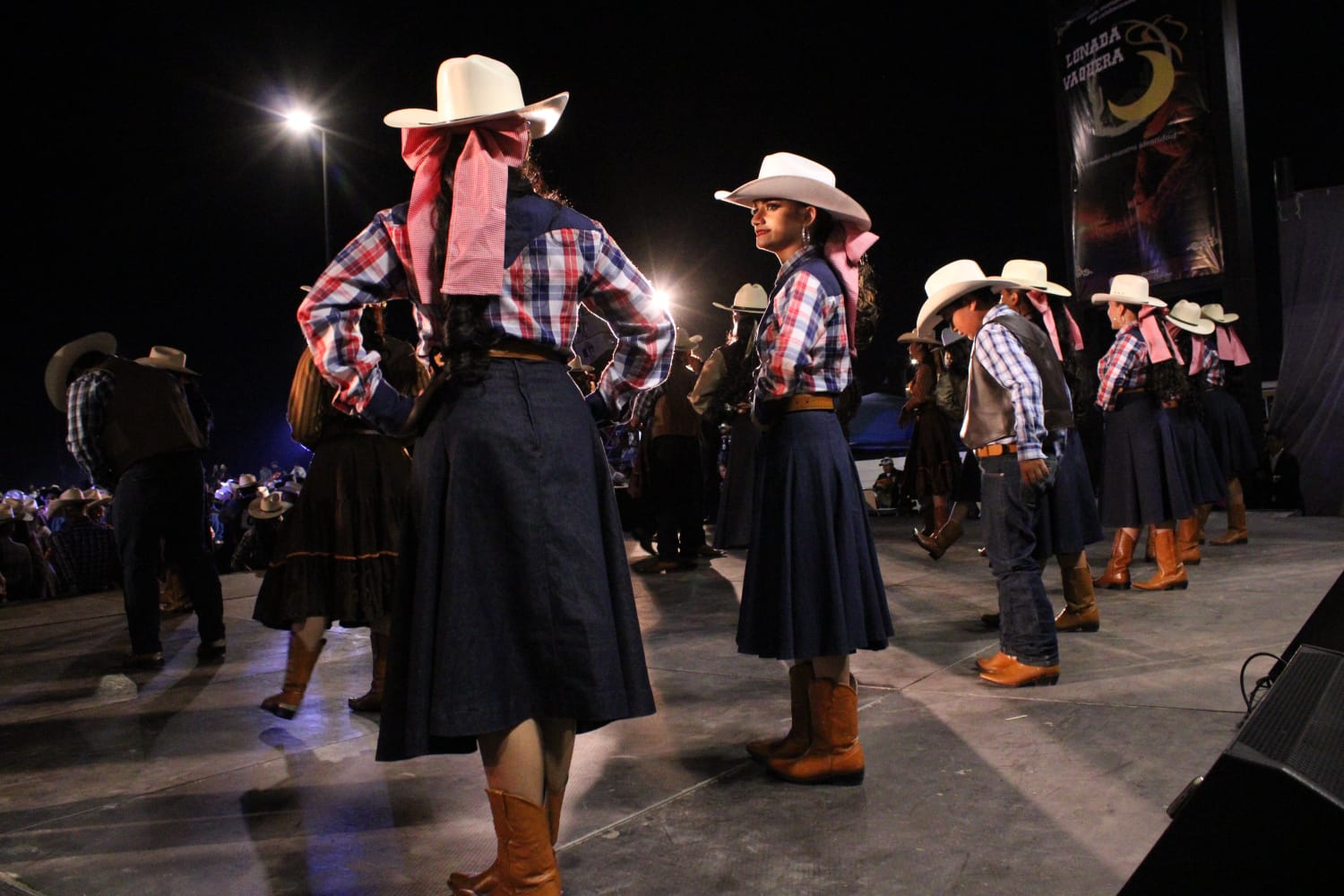Celebran Lunada Vaquera con baile monumental en CEART Rosarito ...