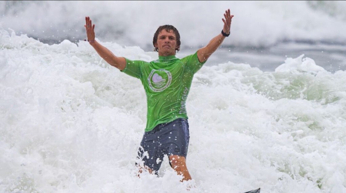Alan Cleland será el primer mexicano en surfear en los Olímpicos ...