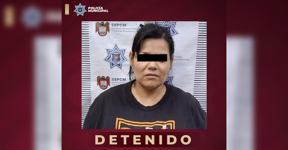 Mujer es arrestada por la policía municipal minutos después de un ...