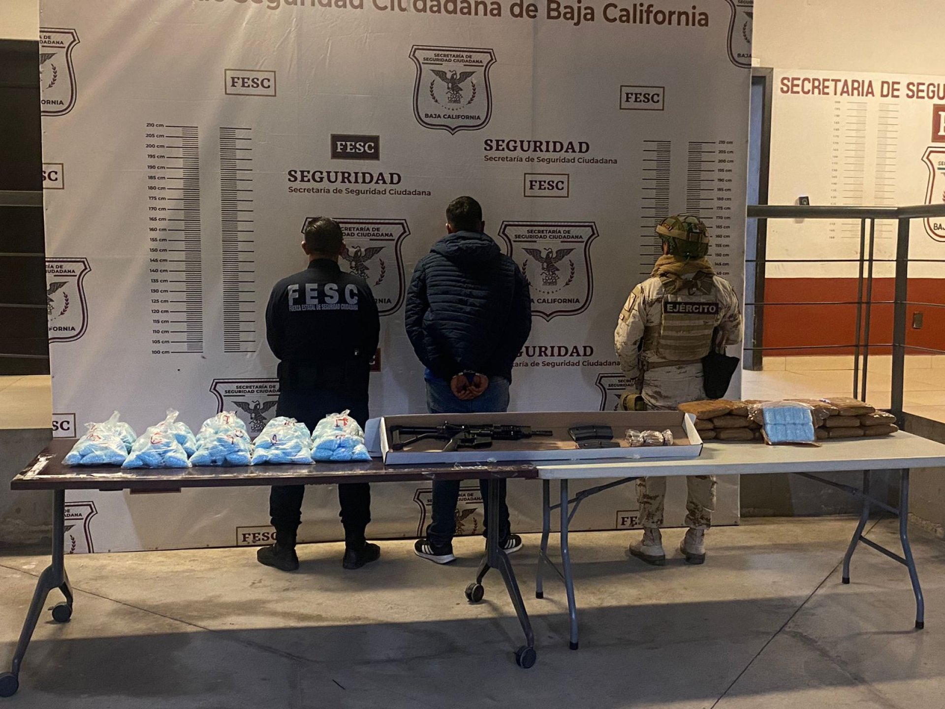 Ejército Mexicano Y Fuerza Estatal Aseguran 35 5 Kg De Fentanilo Y