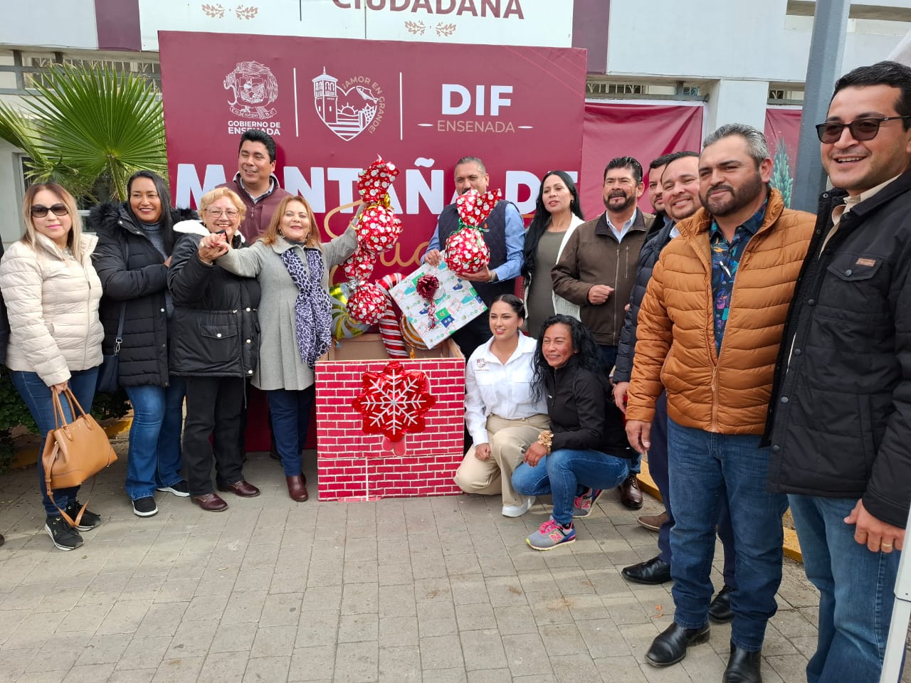 Se suman Delegados Municipales años entrega de juguetes al DIF de ...