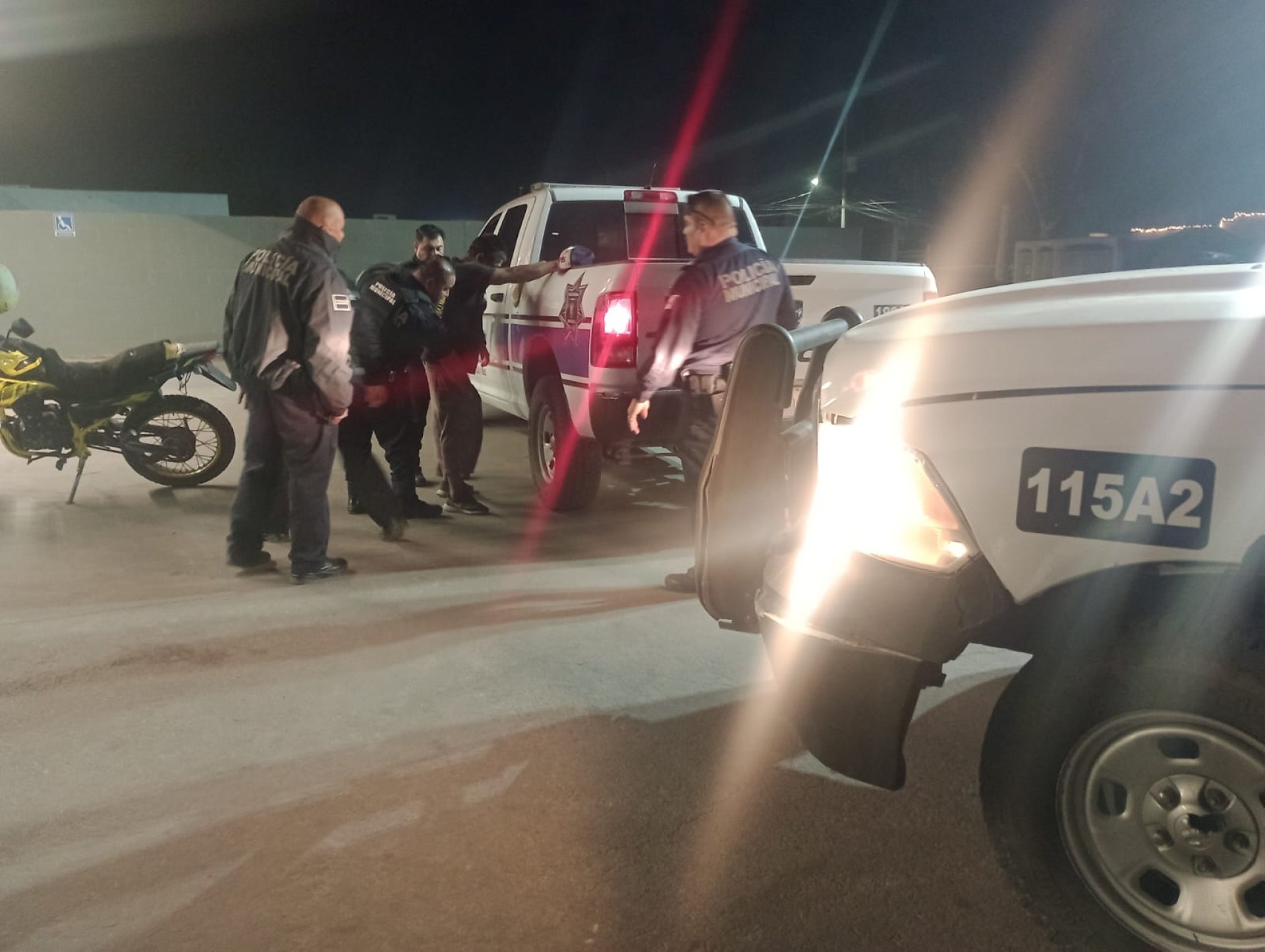 Operativo nocturno de la DSPM deja 8 detenidos en la zona oeste de Mexicali - Uniradio Informa ...