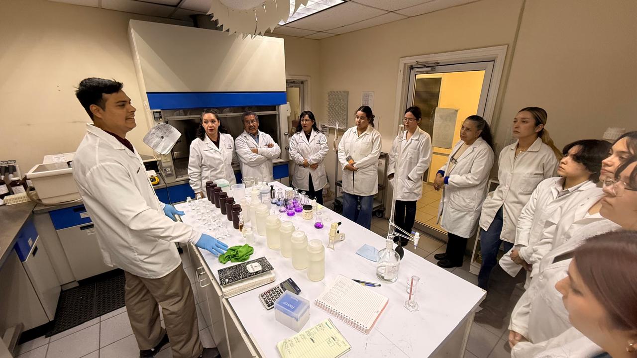 Estudiantes de ingeniería química del ITM visitan el laboratorio de ...