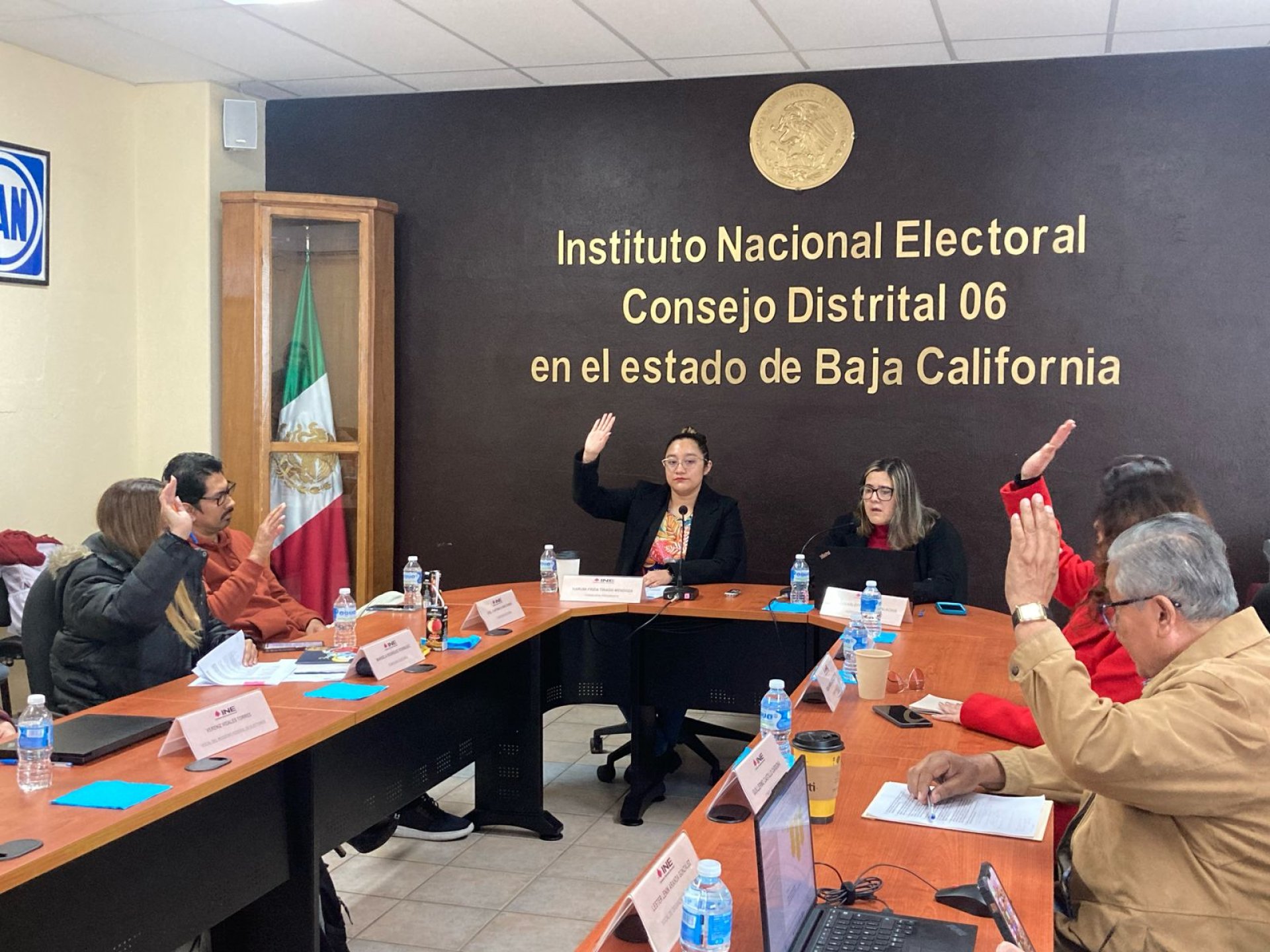 Aprueban Consejos Distritales número y ubicación de casillas especiales para elección del Poder ...