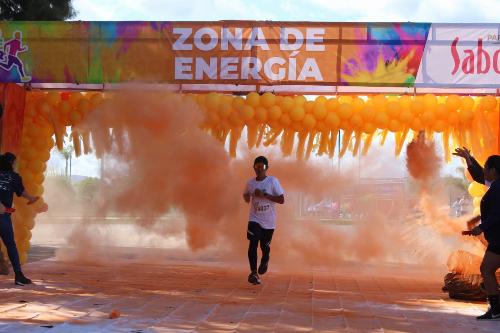Corre con Color 2025 reúne a 8,000 mil corredores en una fiesta de ...