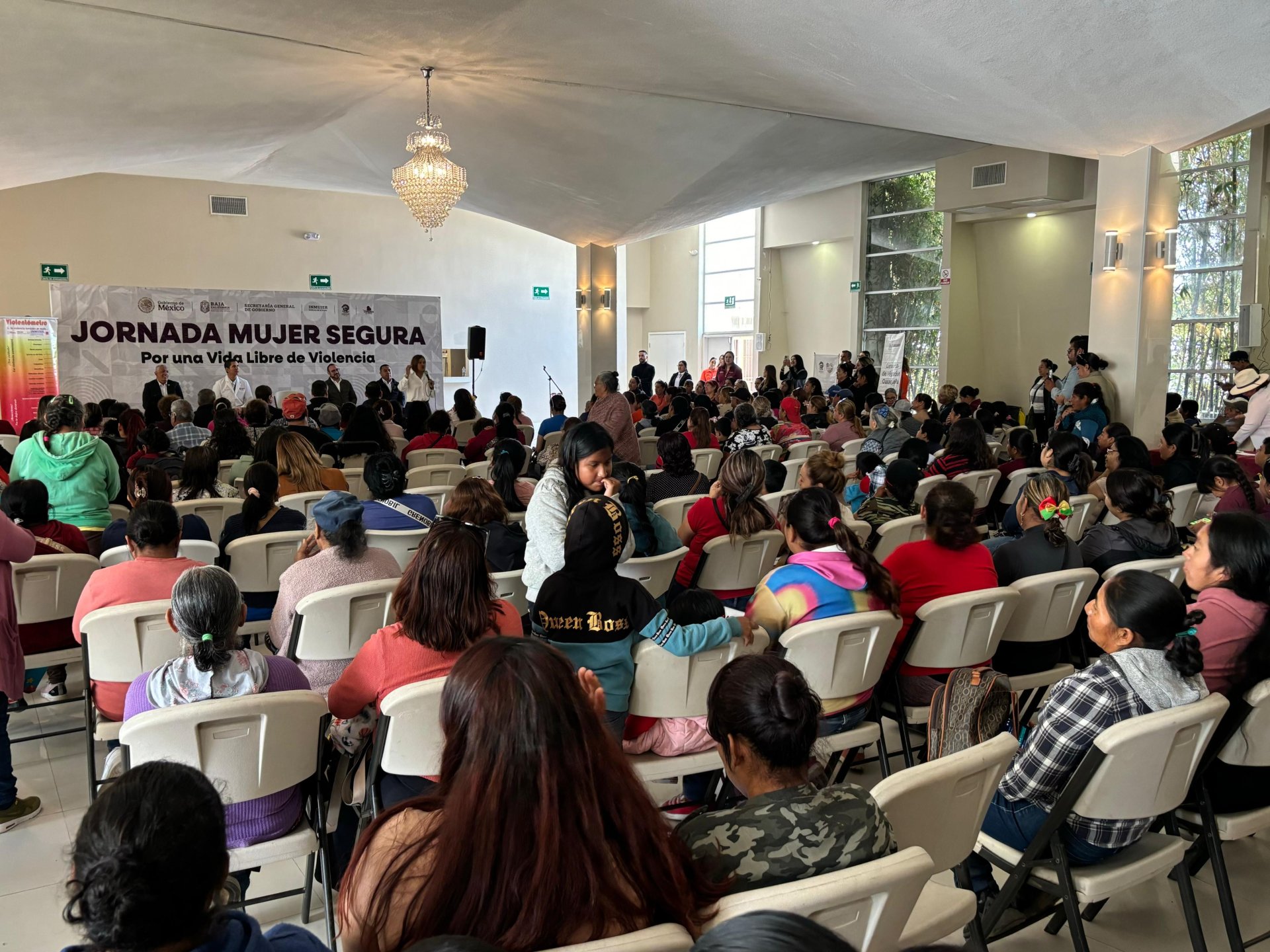 Acerca Inmujer BC servicios a ensenadenses con jornada Mujer Segura ...